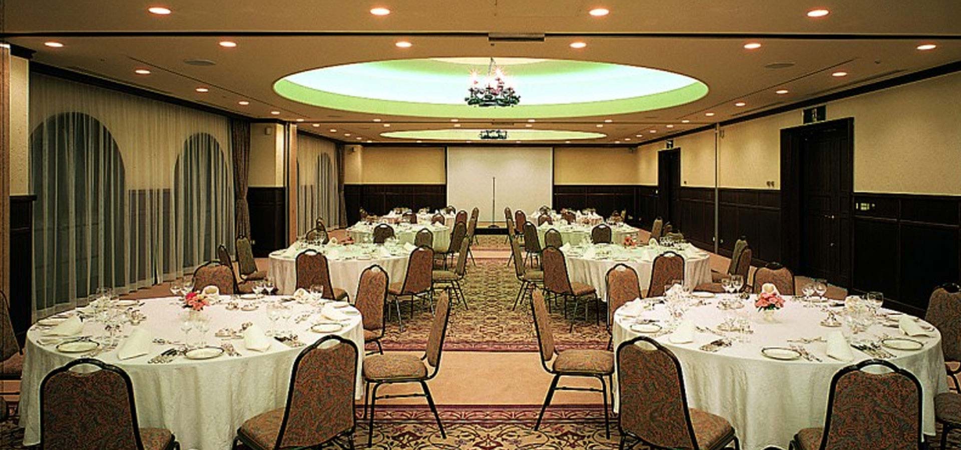 Main Banquet Hall - Hakone Sengokuhara Prince Hotel