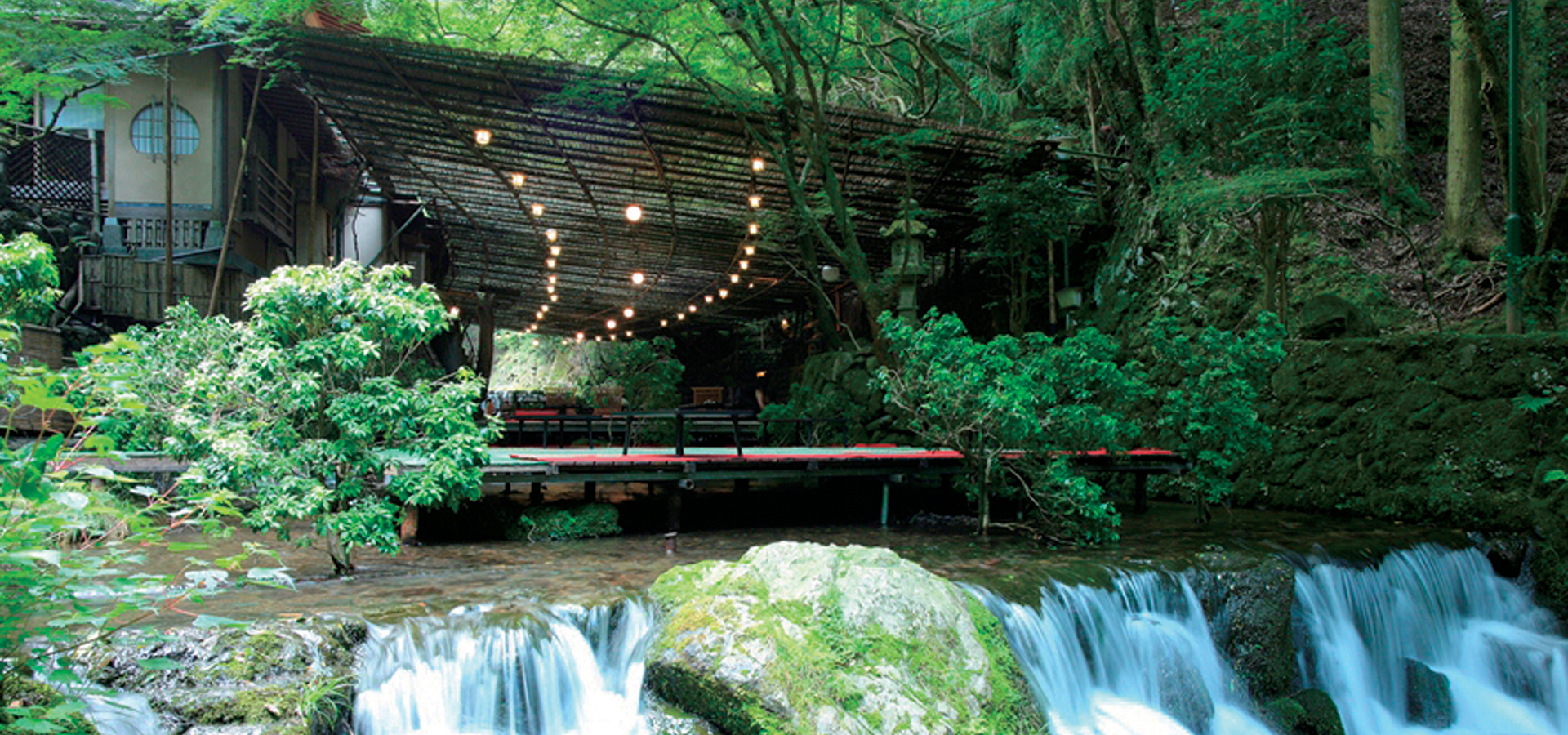 Kyoto's Summer Tradition: “Kawadoko” - Prince Kyoto Takaragaike