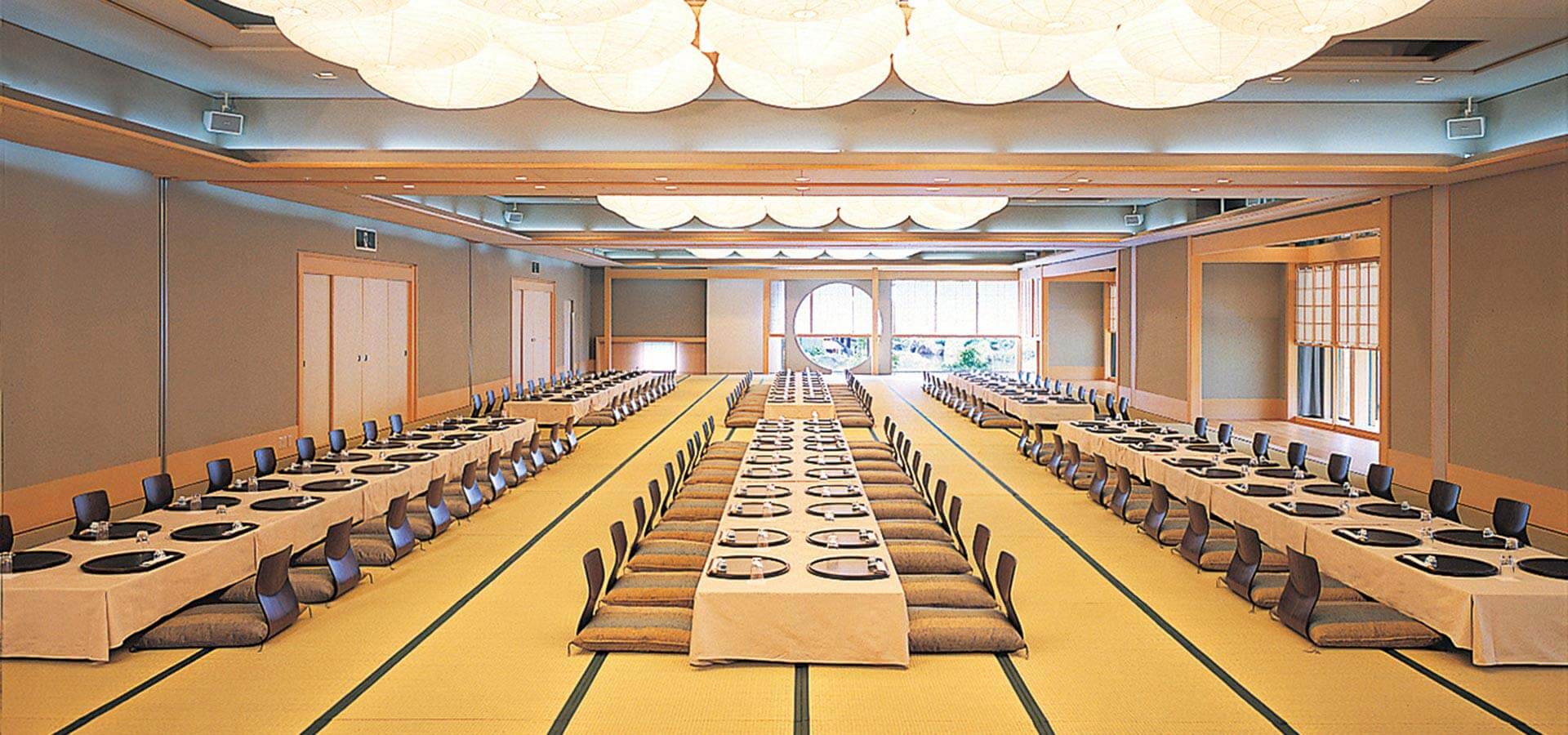 Main Banquet Hall “O-Hiroma” - Hakone Yunohana Prince Hotel